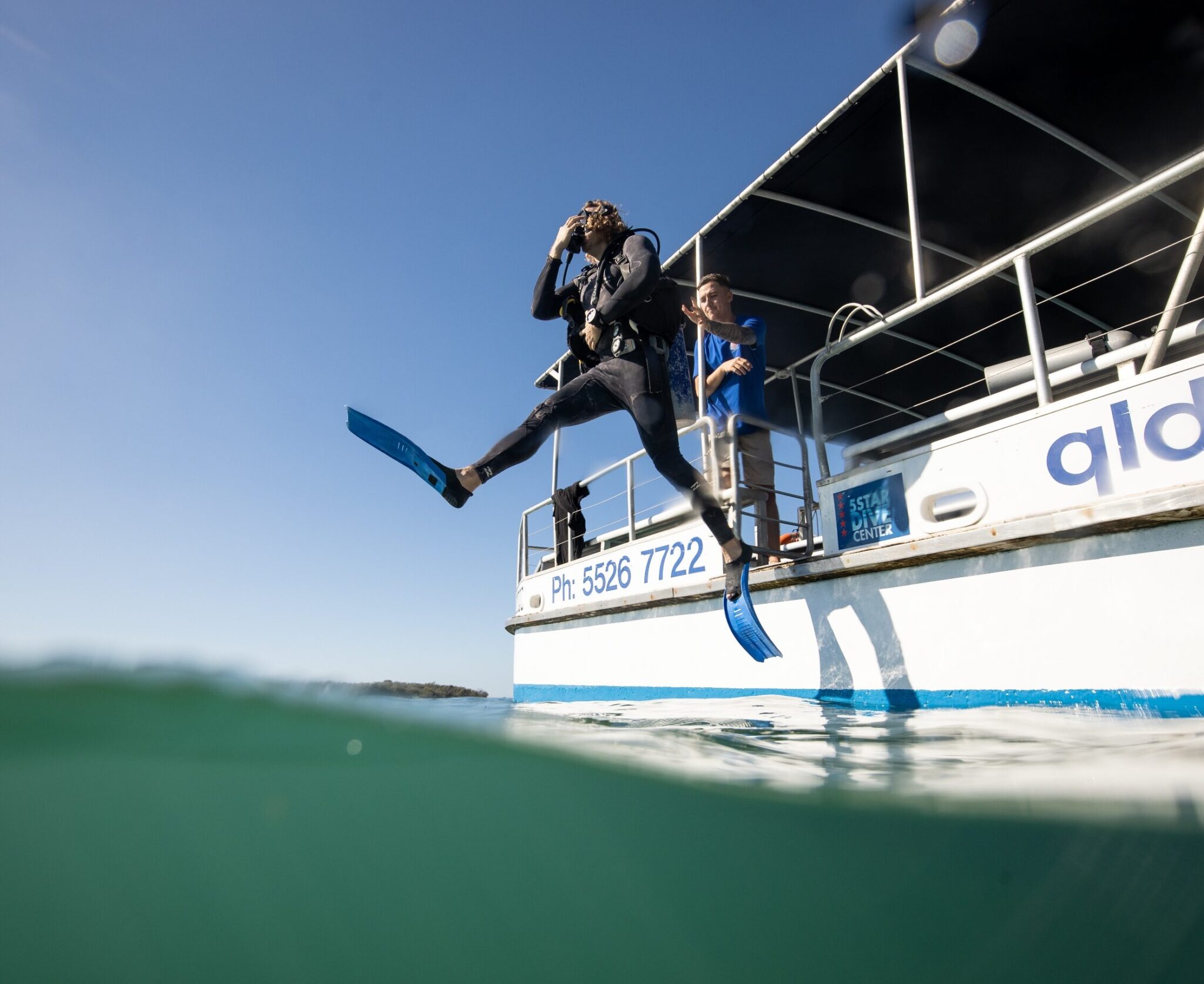 Book A Dive At The Wonder Reef | WonderReef